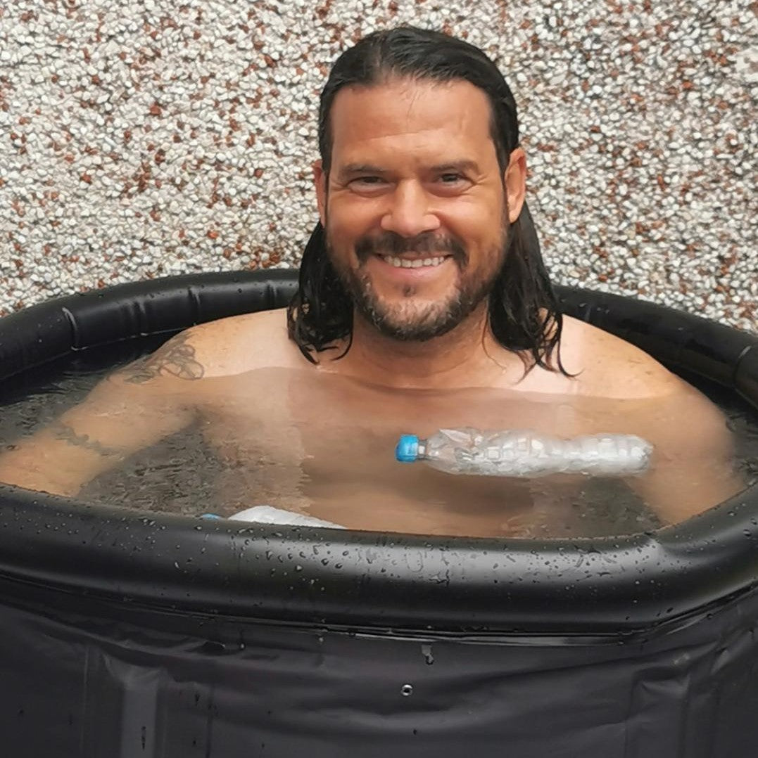 Gavin Weston – The Cold Pod